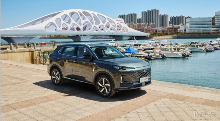 叠加现金礼及补贴后售6.79万起 2025款长安CS55PLUS上市 - 知乎