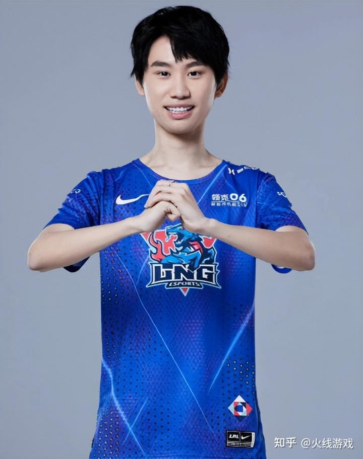 会参加LBL的比赛！UZI直播回应加入：Doinb叫我打灵活组排了 - 知乎