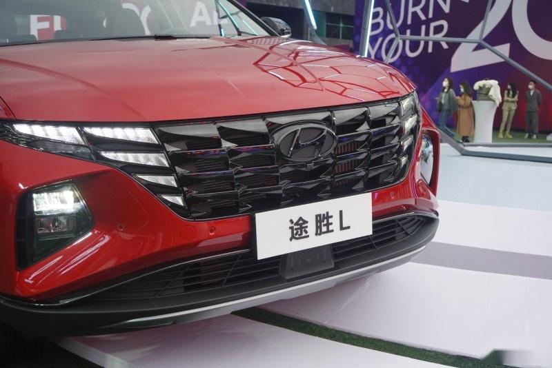 北京现代途胜L 8AT车型上市 售16.18-20.78万 - 知乎