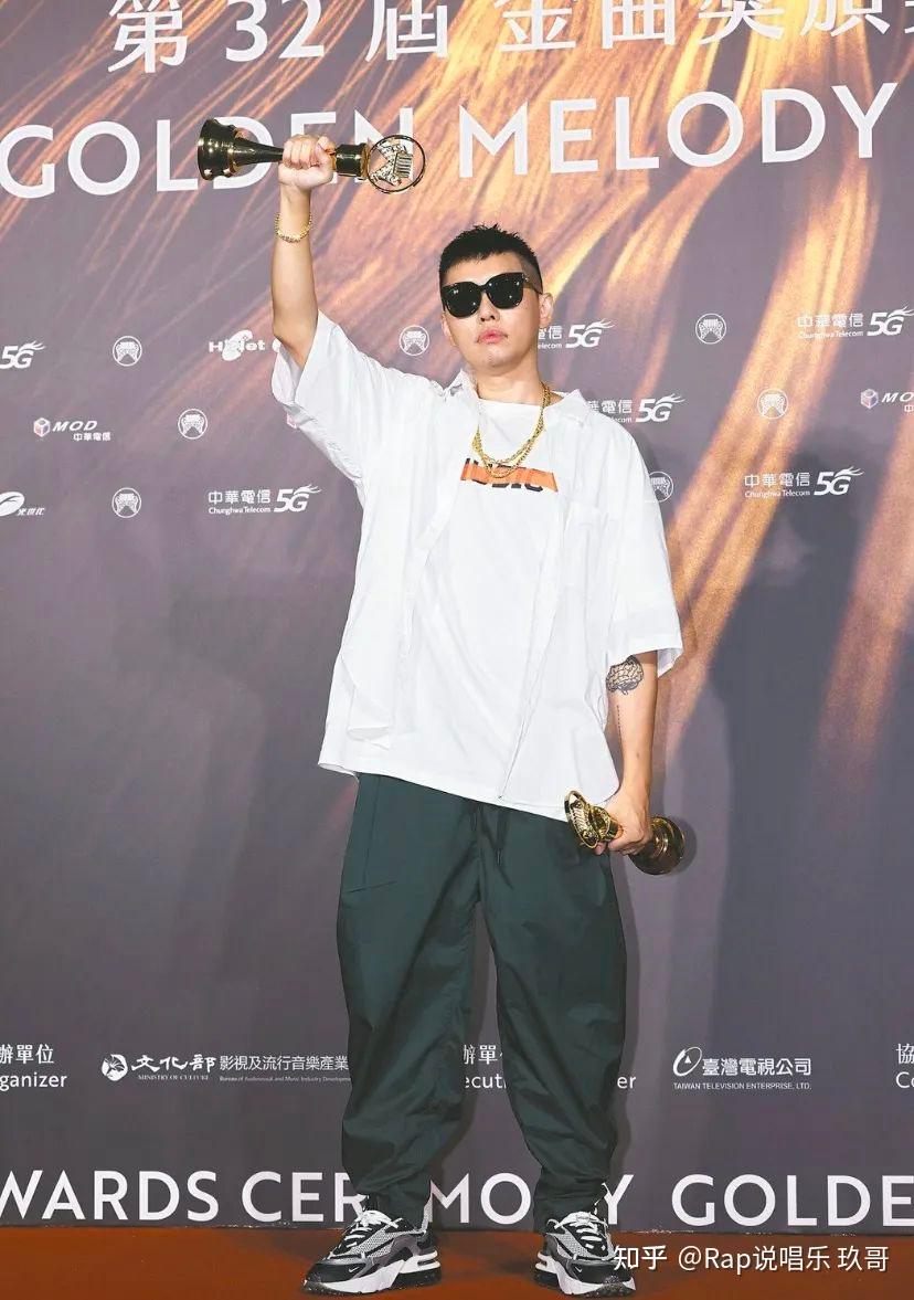 JonyJ终于现身，消失已久的他到底去哪儿了？ - 知乎