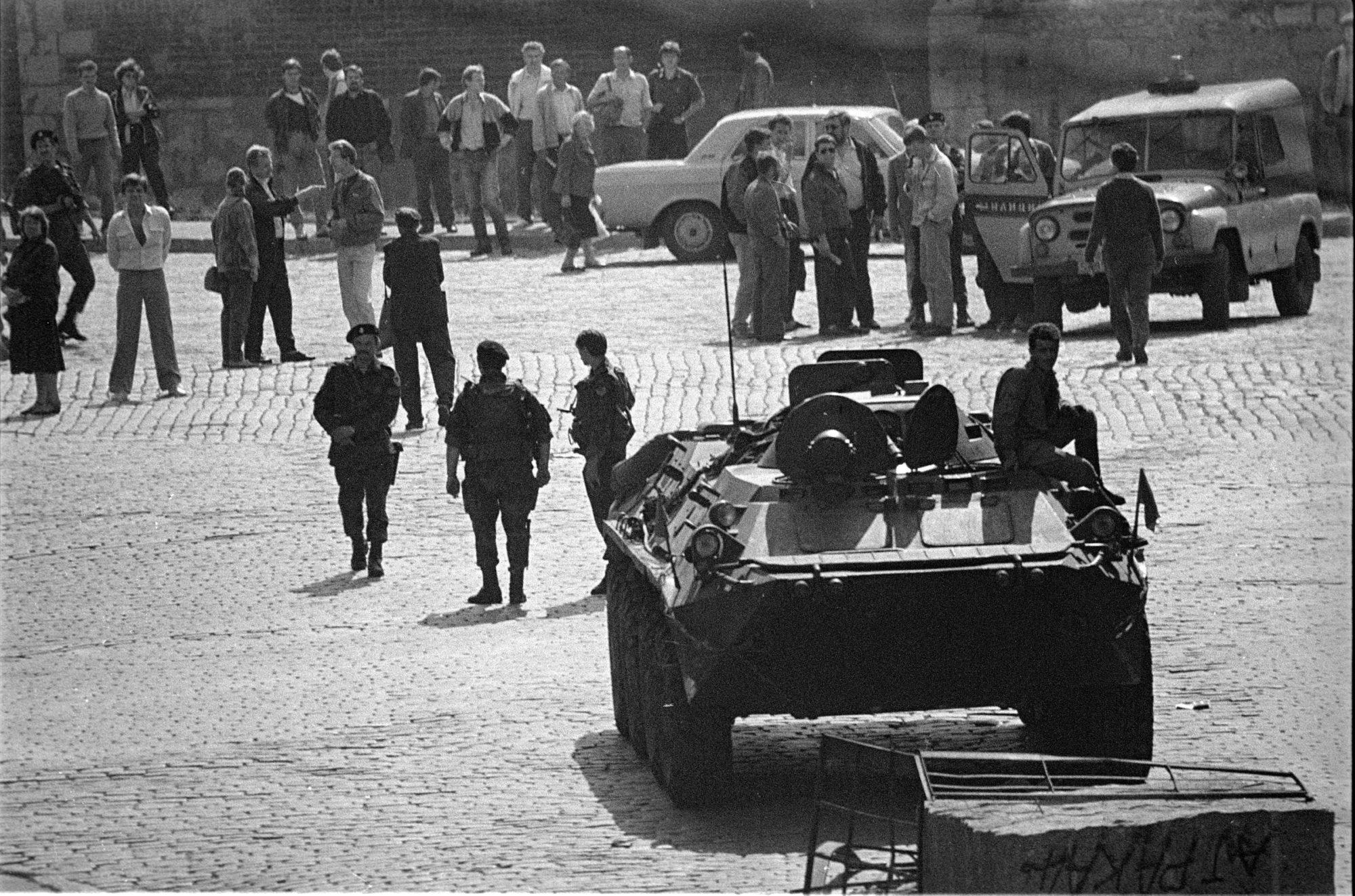 档案：暴走的“黑色贝雷帽”--里加OMOH - 知乎