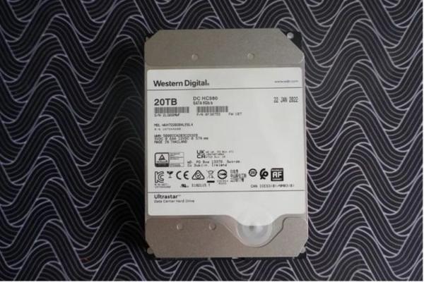 OptiNAND技术“加持”之下，西部数据20TB HC560 HDD有何表现？ - 知乎