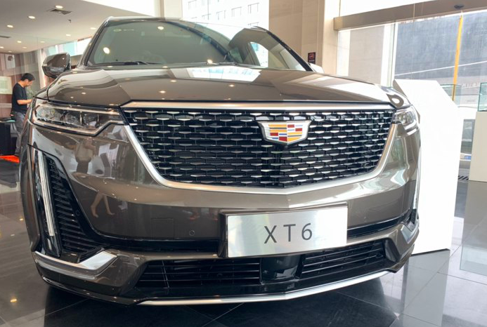 探店实拍凯迪拉克XT6，价格坚挺，一毛钱都没得降价 - 知乎