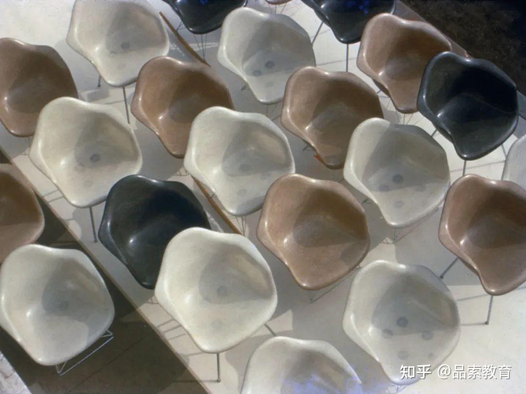 影响世界的工业设计大师，设计界的神仙夫妇-Charles&Ray Eames！ - 知乎