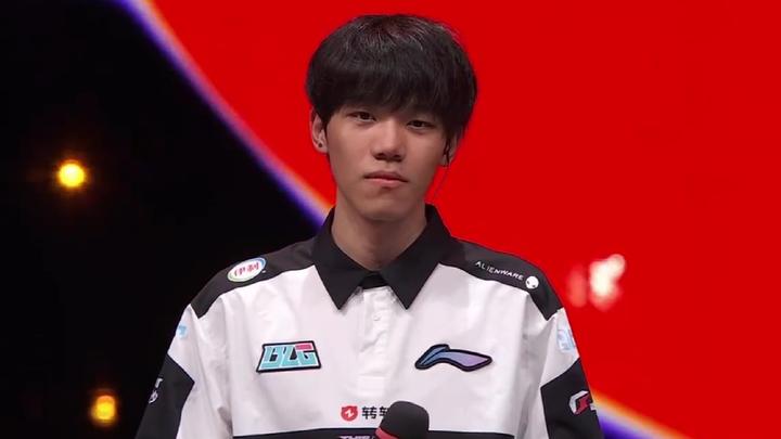 LPL噩梦剧本出现，Faker开始犯病，但T1正在觉醒，BLG被夹在中间 - 知乎