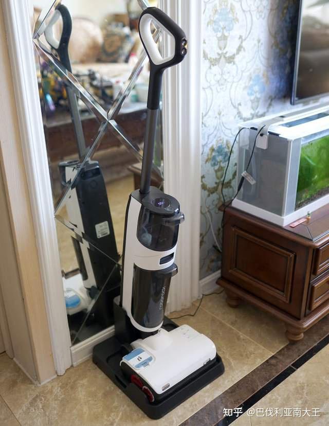 石头旗舰洗地机A10 Plus深度测评，5K的配置，不到3K价位，真性价比王者！