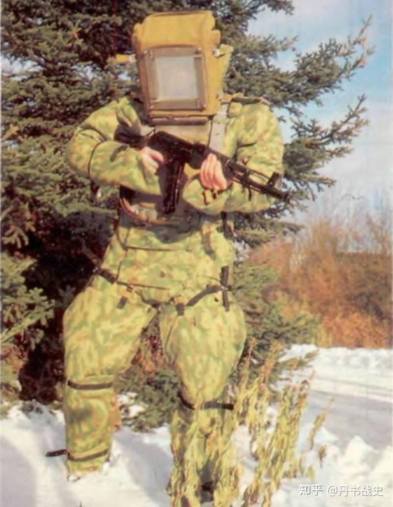 苏联秘密的重装步兵战斗服——VOIN-1突击装甲套装 - 知乎