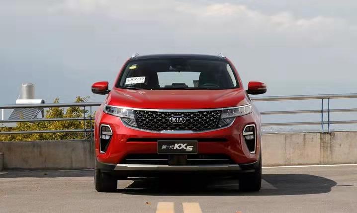 详解起亚KX5空间宽敞，配置丰富，搭载2.0L发动机+6AT变速箱 - 知乎