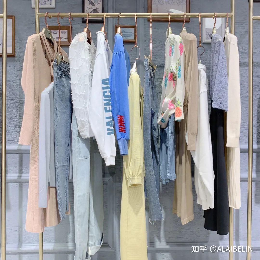 时尚品牌折扣女装AS-BCN连衣裙卫衣裤裙穿搭 - 知乎