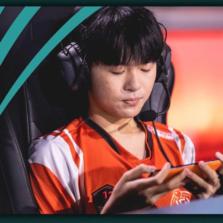 KPL LGD带妹队实锤，江城不是独自在战斗，水友：难怪没有进世冠 - 知乎