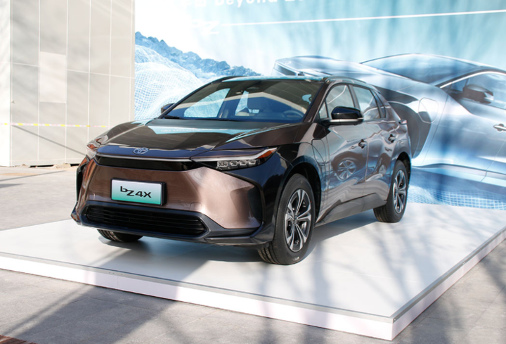 22万元起/基于e-TNGA平台打造 一汽丰田bZ4X正式开启预售 - 知乎