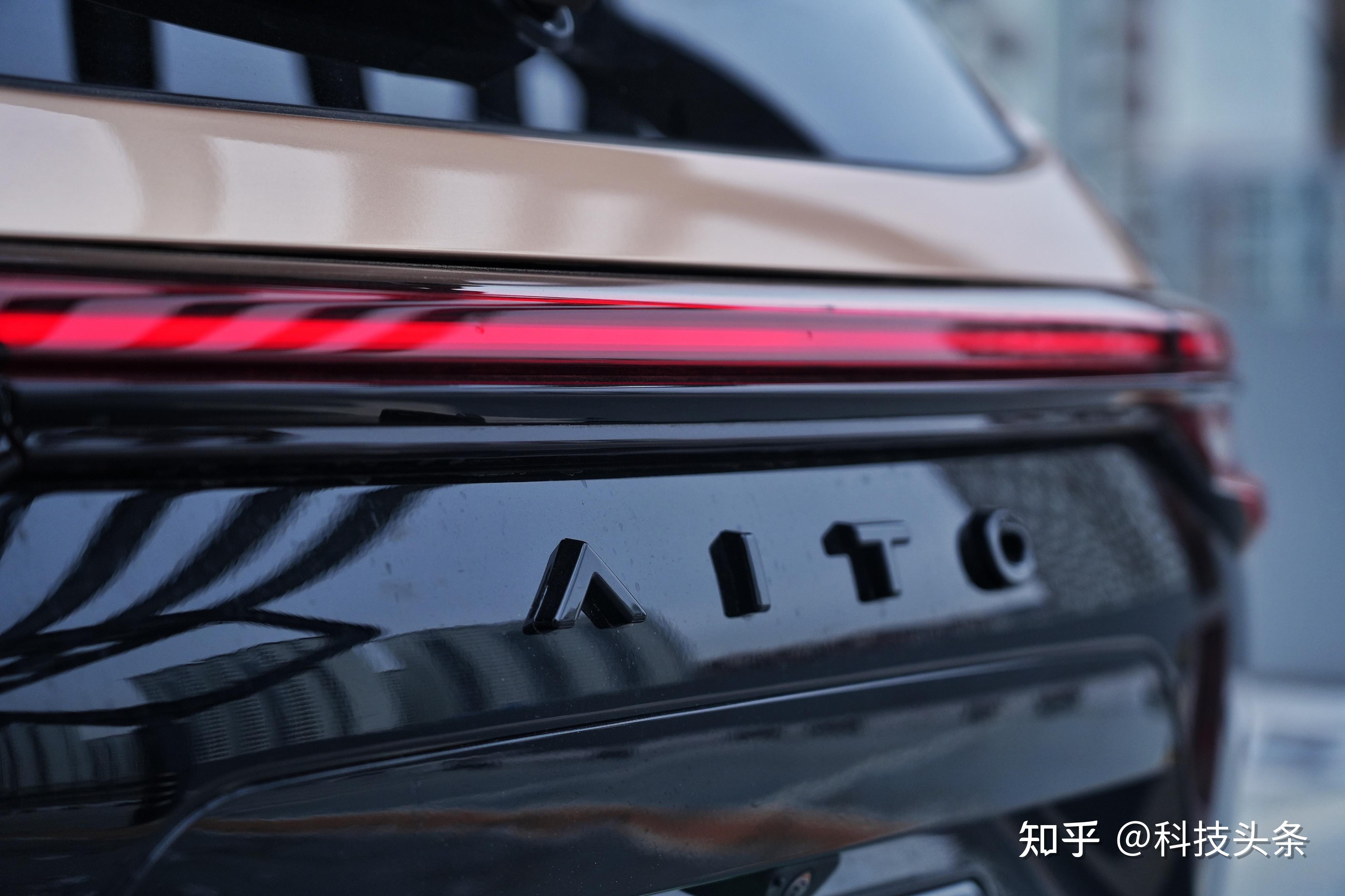 问界新M7变身迈巴赫GLS，回头率不输大哥问界M9 - 知乎