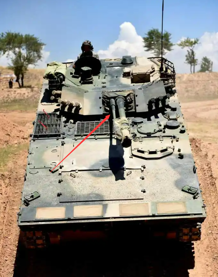 俄乌双方都在用！前苏联2A42型30毫米机炮，究竟有哪些过人之处？ - 知乎