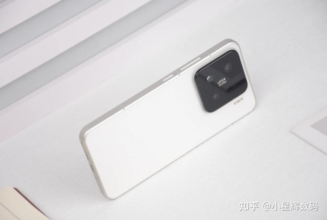 从4999跌至2581元，小屏旗舰“半价”清仓，骁龙8至尊版+60倍变焦 - 知乎