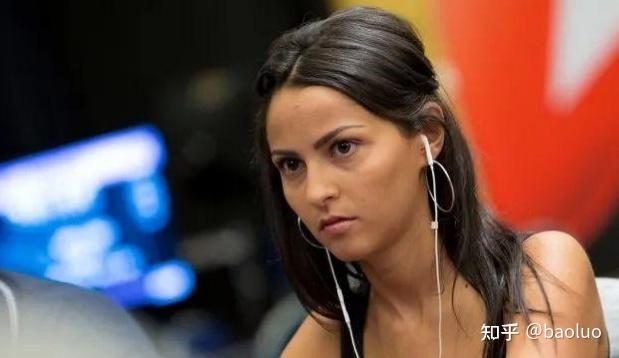 有香气的文章！这几位小姐姐的牌技和颜值，不得不服，金戒指百W迷你主赛重磅登场 - 知乎