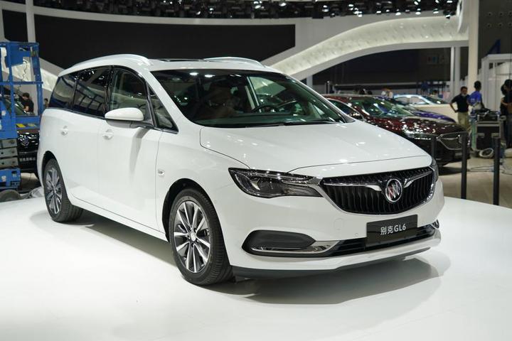 标配双联屏的合资MPV！新款别克GL6值不值得买？ - 知乎