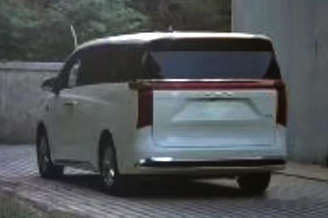 魏牌全新MPV实车曝光！车尾像传祺M8 或35万起售 - 知乎