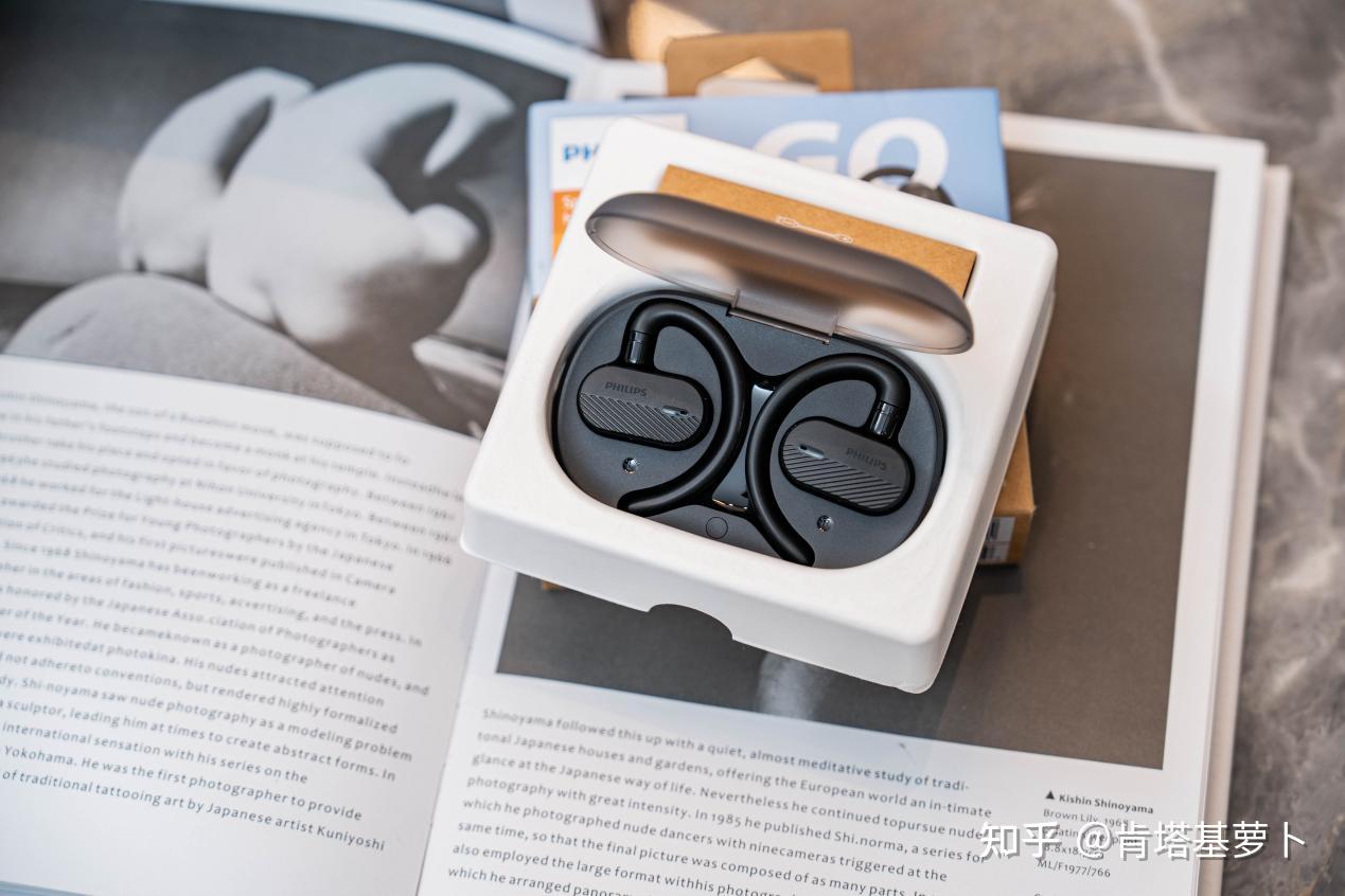 直接“开挂”！体验佩戴无感的带感音质，飞利浦OWS耳机A6708评测 - 知乎