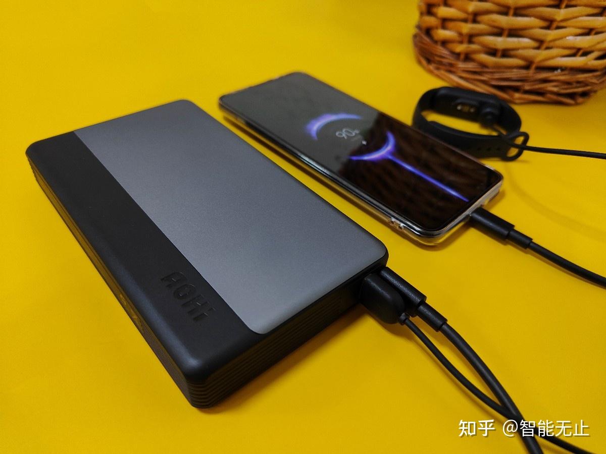 能给轻薄本充电的充电宝，Aohi P30百瓦充电宝带来极速的充电体验 - 知乎