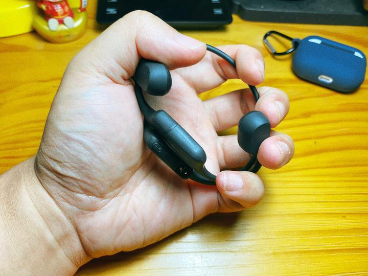 晨哥聊数码 -- 骨传导耳机入手推荐/韶音AS800、AS600、AS660怎么选/南卡Runner Pro哪款值得买/ - 知乎