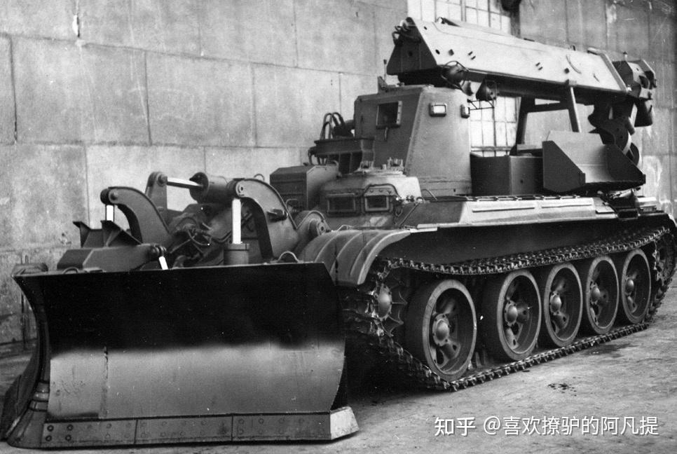 编号17：T-55主战坦克（第六部分）-衍生车型：装甲工程师车辆、工程清障车、扫雪车 - 知乎