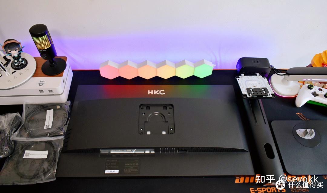 HKC P272U Pro：价格如此亲民的专业4K显示器，还能90W一线连，用后直呼nice - 知乎