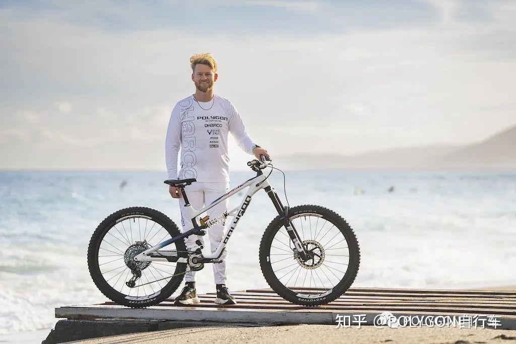 Polygon 2023款Enduro车型Collosus N9，震撼登场！ - 知乎