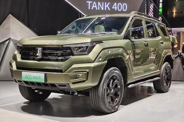 坦克400 PHEV首发亮相！搭2.0T插混 预计30万起售 - 知乎
