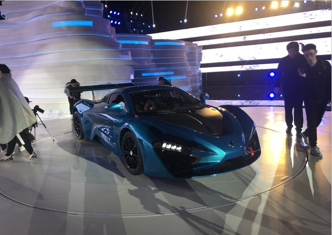 定位纯电动超跑 全新ARCFOX GT国内首发 - 知乎