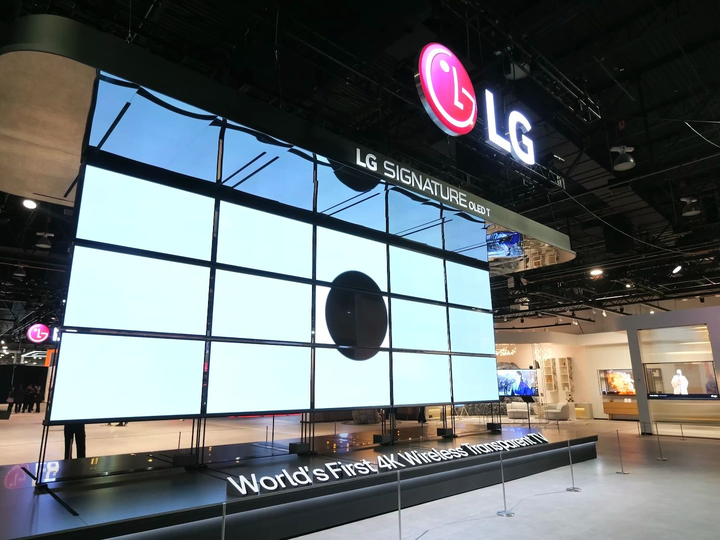 小雷带你逛CES2024：LG 海信斗法，带来重磅新品！ - 知乎