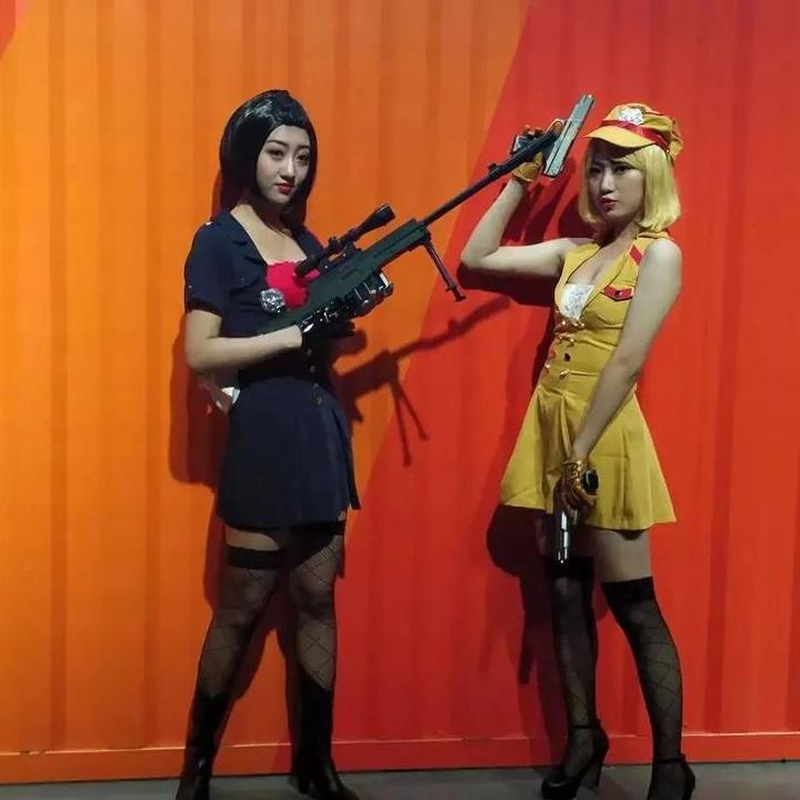 CF：CJ现场Coser质量堪忧，灵狐者服装太黄，一股岛国既视感 - 知乎