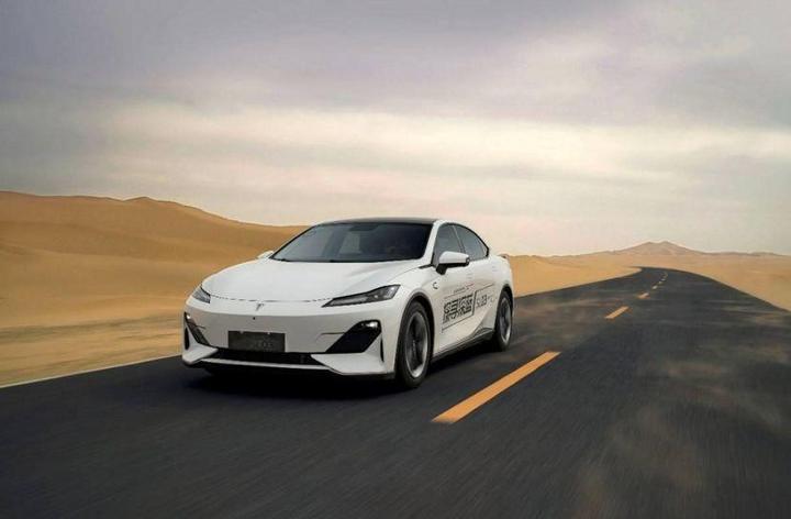 16.89万起上市，深蓝SL03配置直接拉满，这实力太强悍 - 知乎