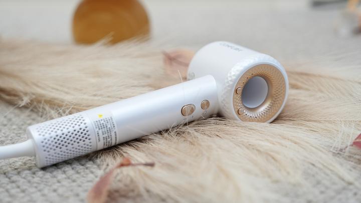 25年618高速吹风机买前必看|五款热门平价高速吹风机横测对比|徕芬LF03、小米H501、康夫F9、飞科FH6371、追觅G10哪款更好？让产品说话！ - 知乎