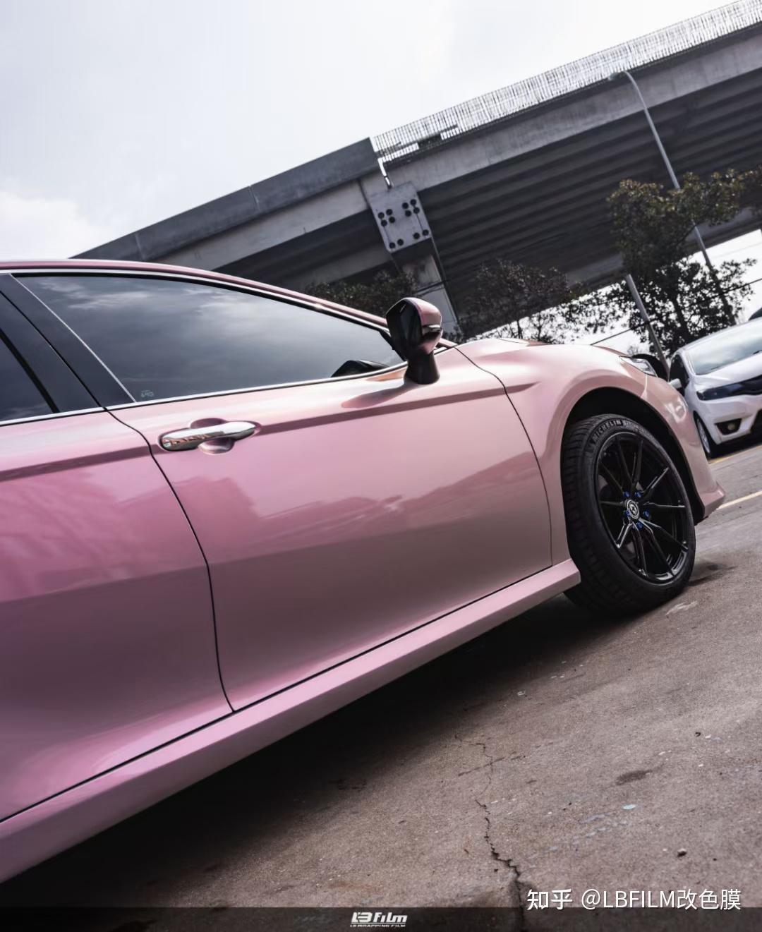 丰田凯美瑞-LB FILM改色膜钻石梦幻火山灰 - 知乎
