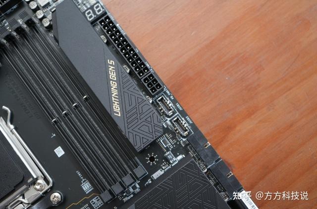 新锐龙的“绝佳座驾”！微星MEG X670E ACE战神主板开箱评测