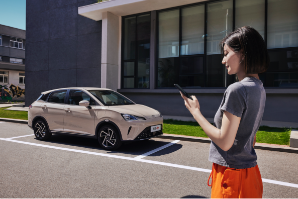 五座大空间智能纯电SUV 哪吒AYA上市 售价7.38万起 - 知乎