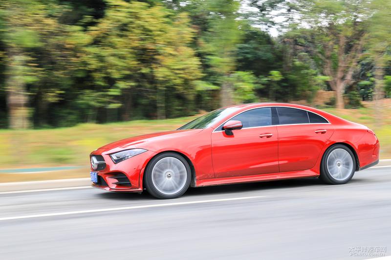 长腿大姐姐的最爱 测试奔驰CLS300 - 知乎