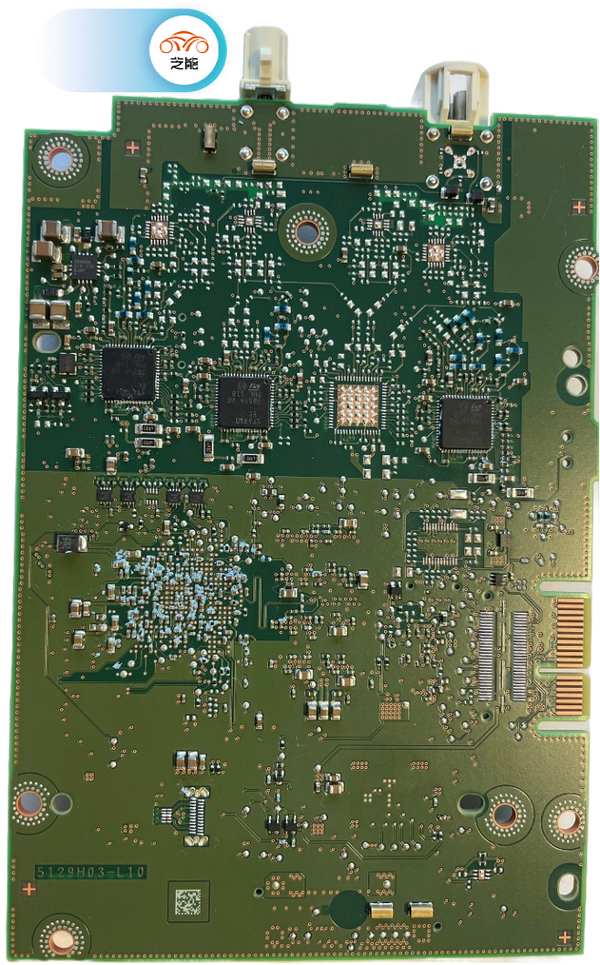 使用高通8295的奔驰的智能座舱系统拆解 - 知乎