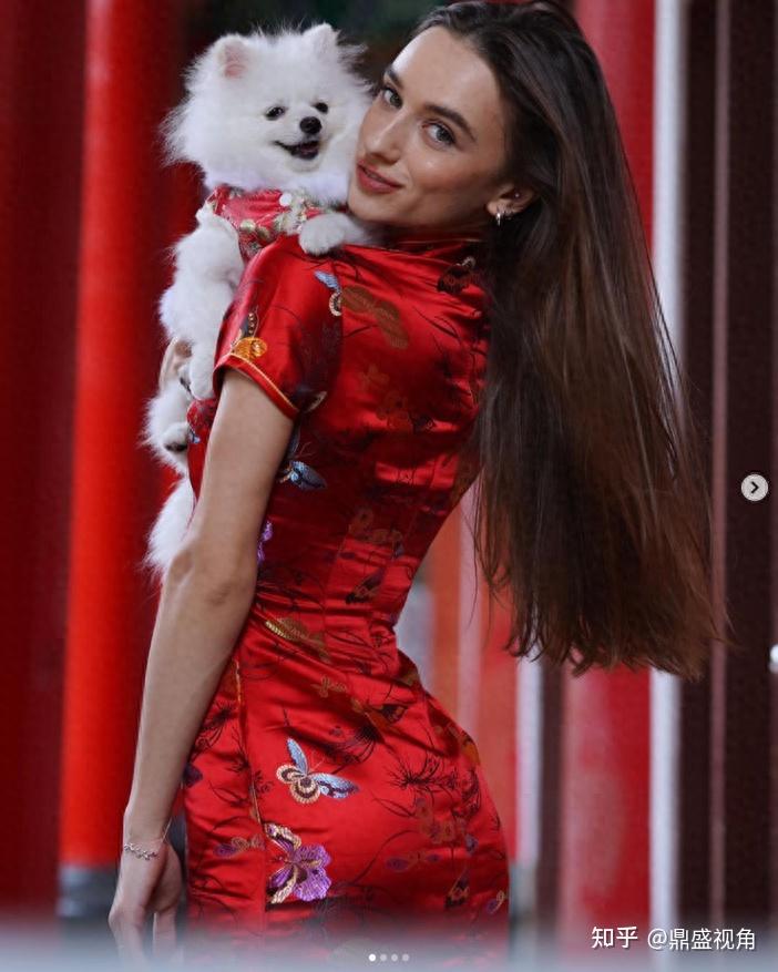 格洛丽亚·索尔(Gloria Sol)因形象赢得全球范围内认可的业界模特 - 知乎