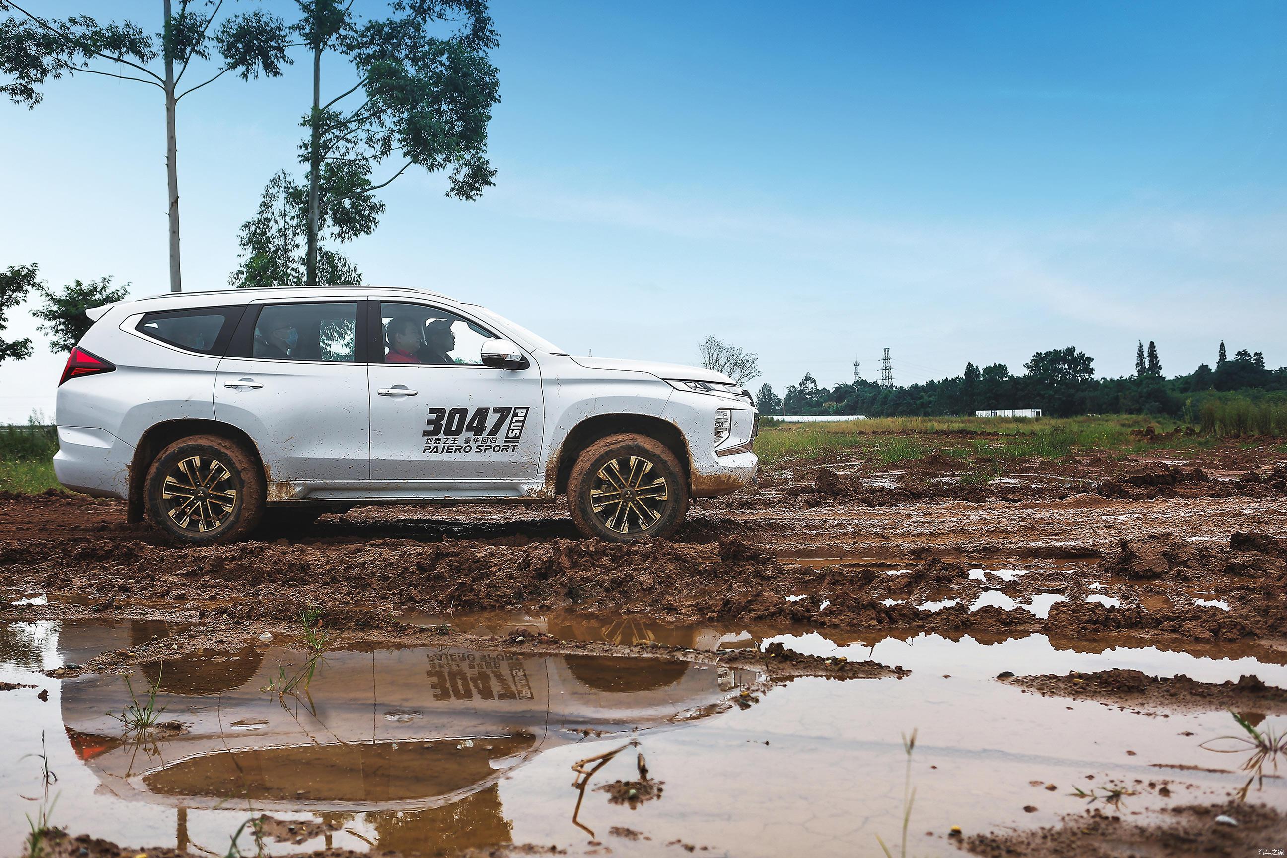 2020款 PAJERO SPORT｜极具性价比的硬派越野SUV - 知乎