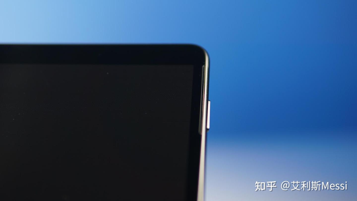 Surface Pro 8 评测：一手娱乐，一手工作，真生产力？ - 知乎