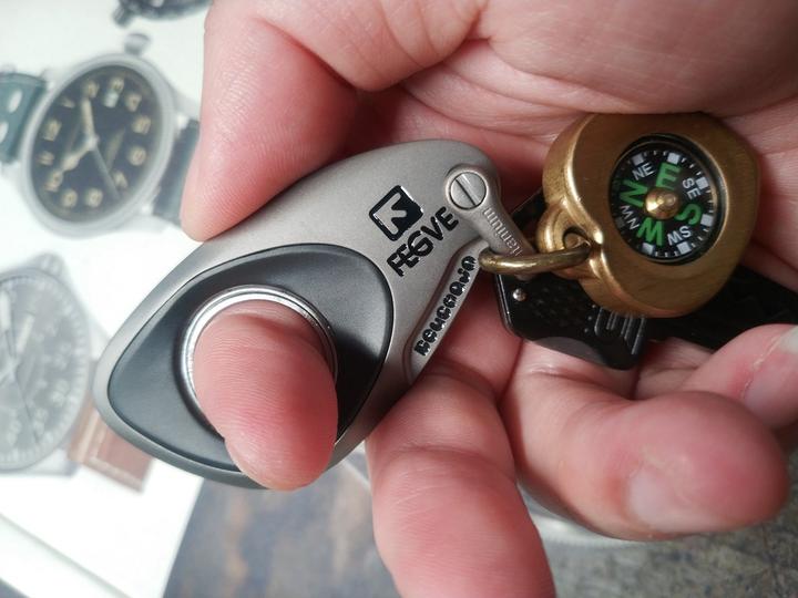 精致EDC解压好伙伴：fegve旋转钛合金钥匙扣 - 知乎
