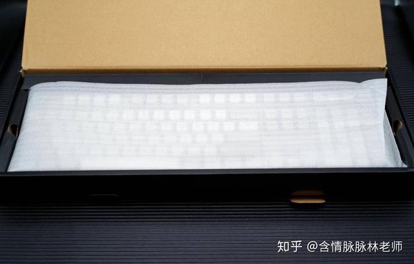 致敬经典，Akko 3018 9009无线双模键盘体验