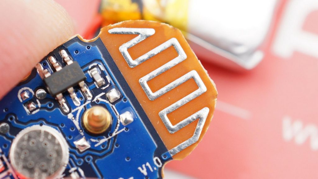 一文了解TWS耳机天线设计！FPC|LDS|陶瓷天线该选谁？ - 知乎