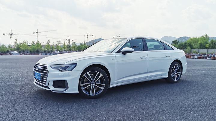 驾驶“丐版”新奥迪A6L是种什么体验？ - 知乎