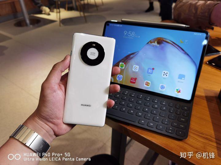 华为Mate40和iPhone12谁会成为2020年的赢家？