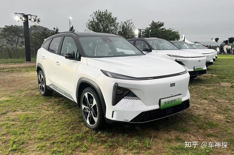 吉利银河L7正式上市，售价13.87万起，确实有点拼 - 知乎