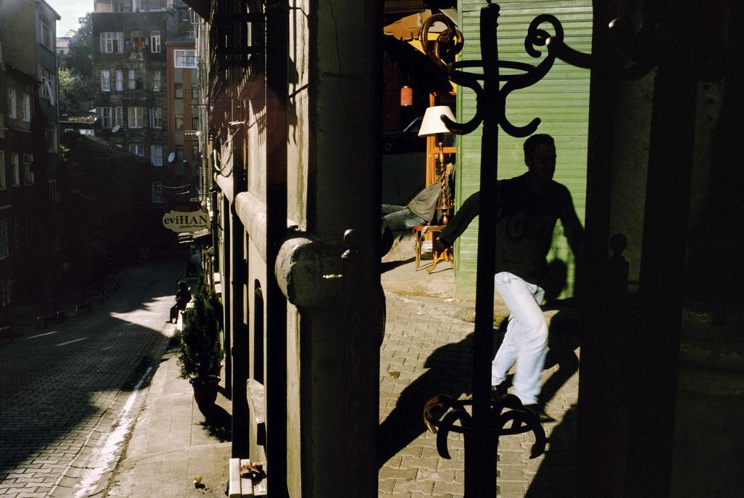 我所知道的摄影师之Alex Webb - 知乎