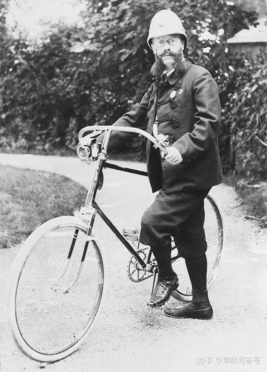 为什么Benz前面会加上Mercedes，全因这个父亲 - 知乎