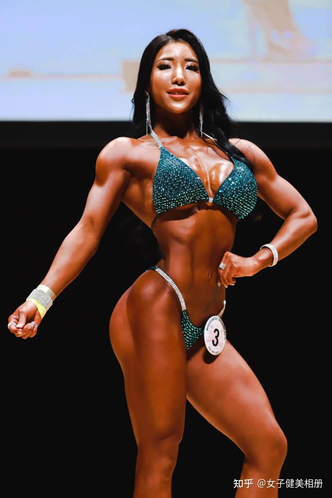 来自韩国的IFBB职业比基尼选手Sara Choi在日本肌肉大赛斩获第二名！ - 知乎